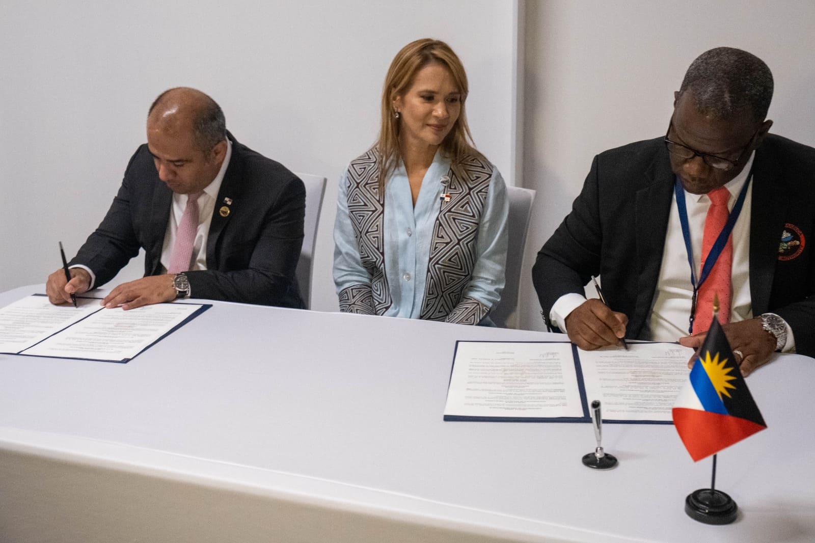 La República de Panamá suscribió importantes acuerdos con la República ...